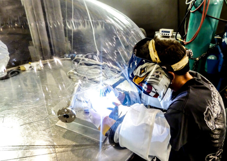 Welding Chambers for welding under an inert gas coverage - Huntingdon ...